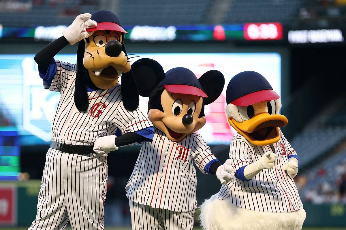 Disney embraces A.I.: Make your own Mickey Mouse clip!