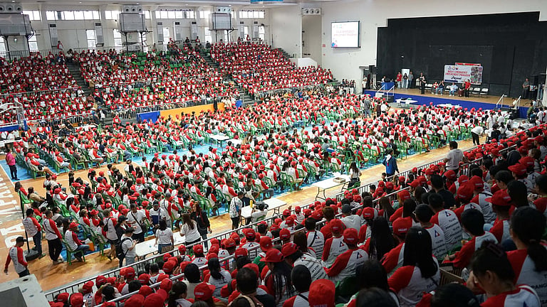 DOLE releases P1.3B aid to nearly 194,000 workers under TUPAD