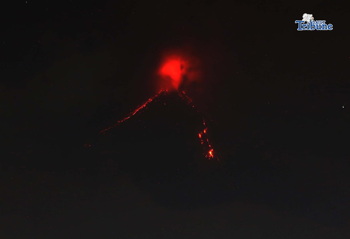 Mayon Volcano logs 19 quakes, dozens of PDCs; alert level stays at 3