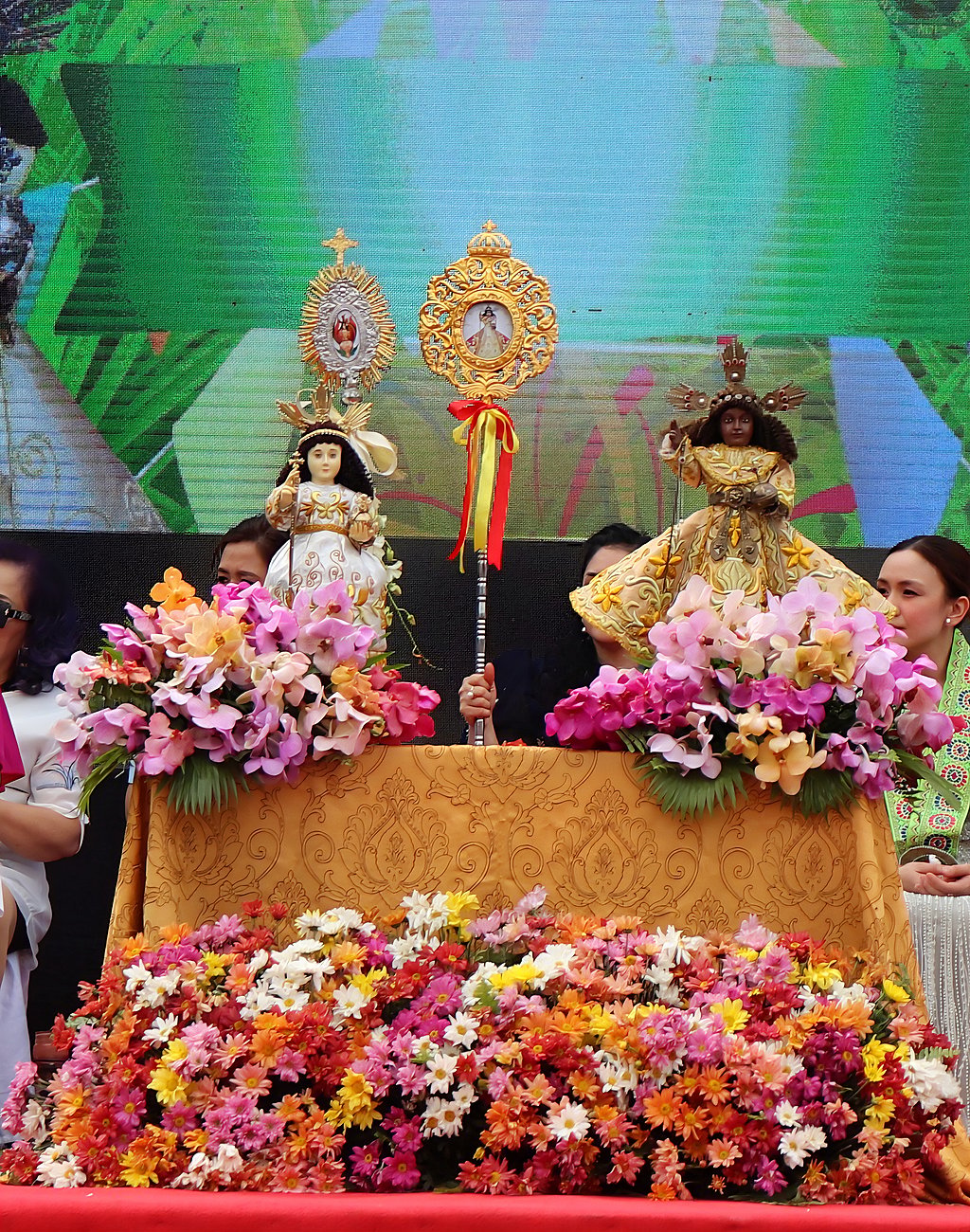 Belief, belonging and buling-buling: Feast of the Santo Niño de ...
