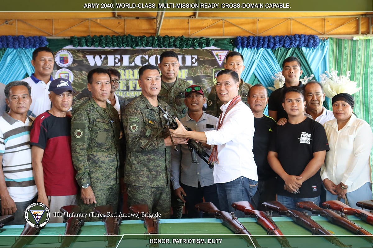 Isabela barangays turn over loose firearms