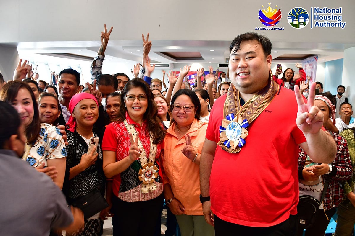 NHA distributes P11.030-M financial aid to calamity-stricken families ...