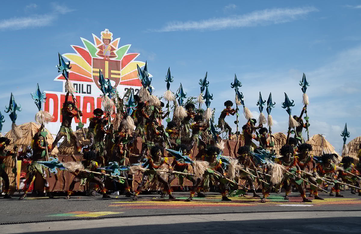 BingoPlus grooves to fun drumbeats of Iloilo Dinagyang Festival