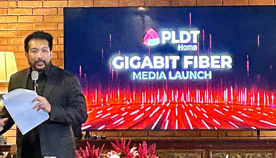 PLDT brings more high-end marts premium broadband