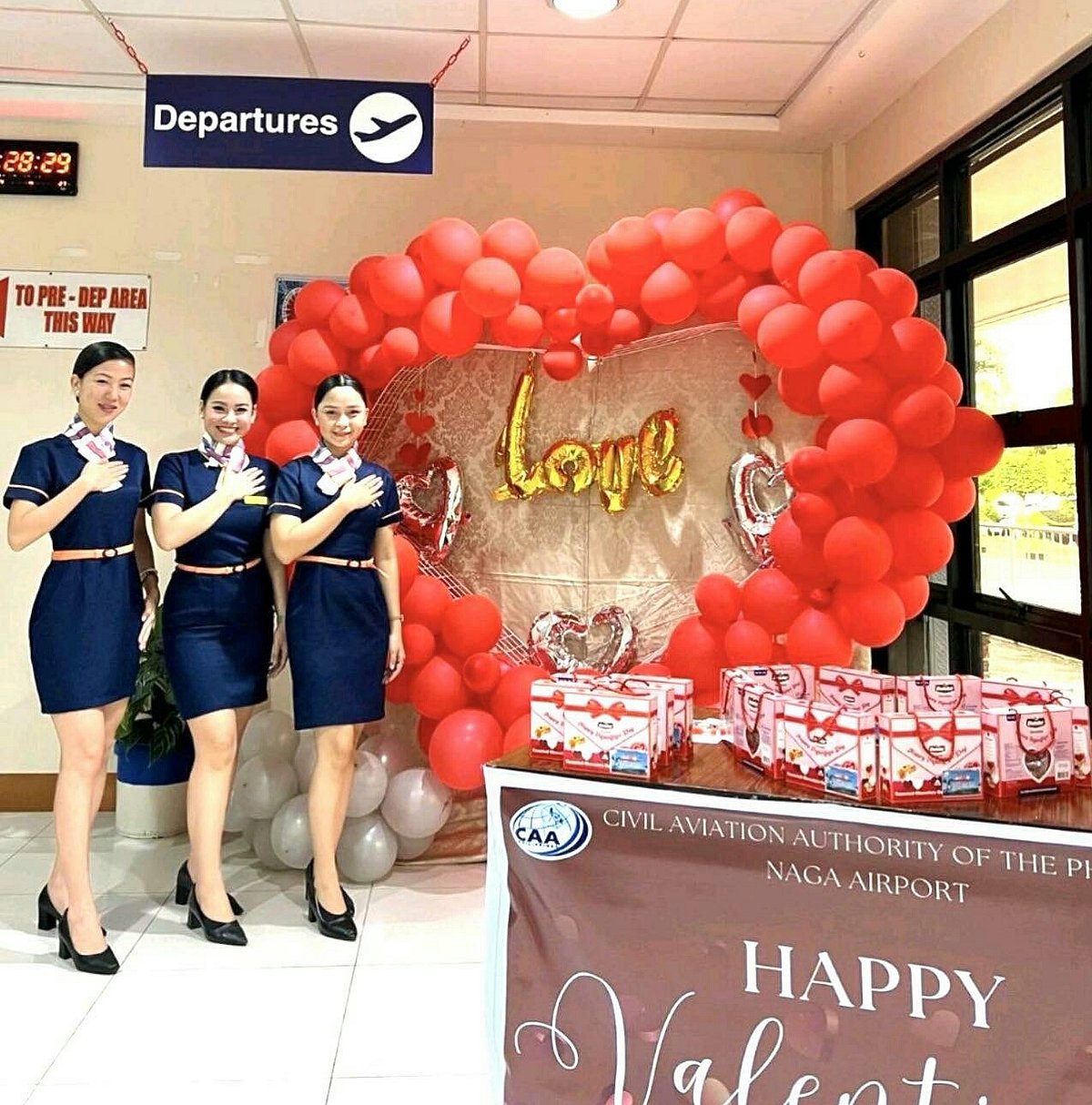 Airports bring a touch of Valentine's Day to travelers