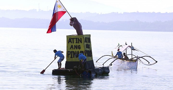 AFP Confirms Floating Structure at Bajo de Masinloc as Philippines ...