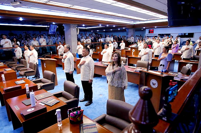 12 Senators in perfect attendance