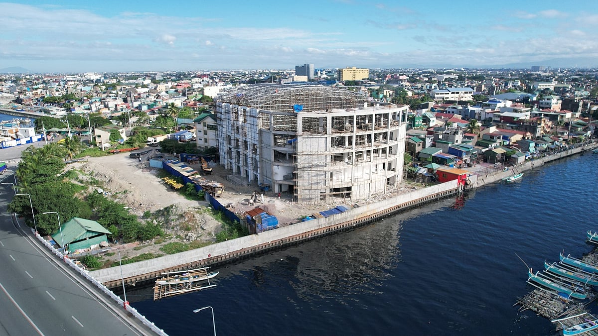 Navotas Convention Center now 70% complete