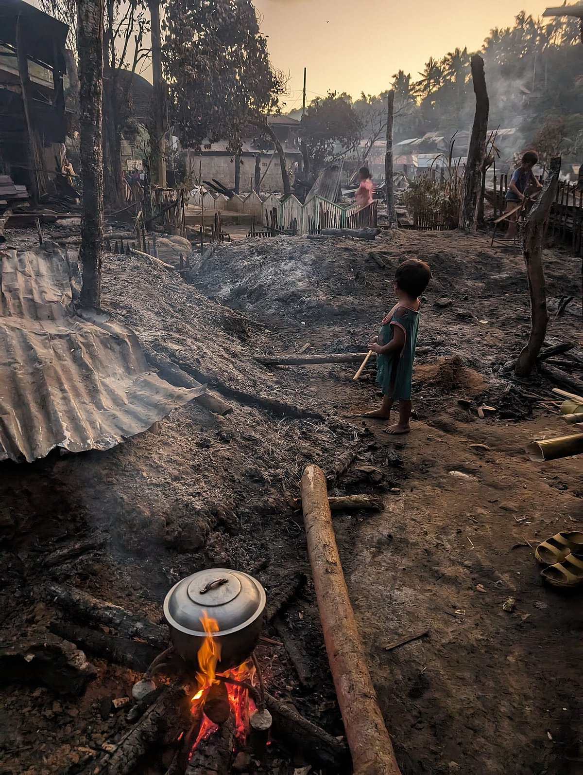 Calbayog fire razes entire village