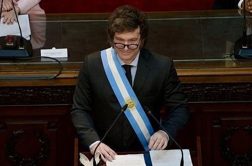 Milei pushes reforms with or without political support
