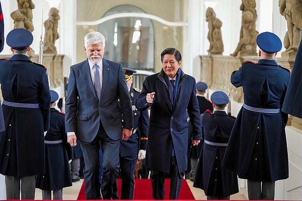 Czech president shows support for Phl's rights in WPS