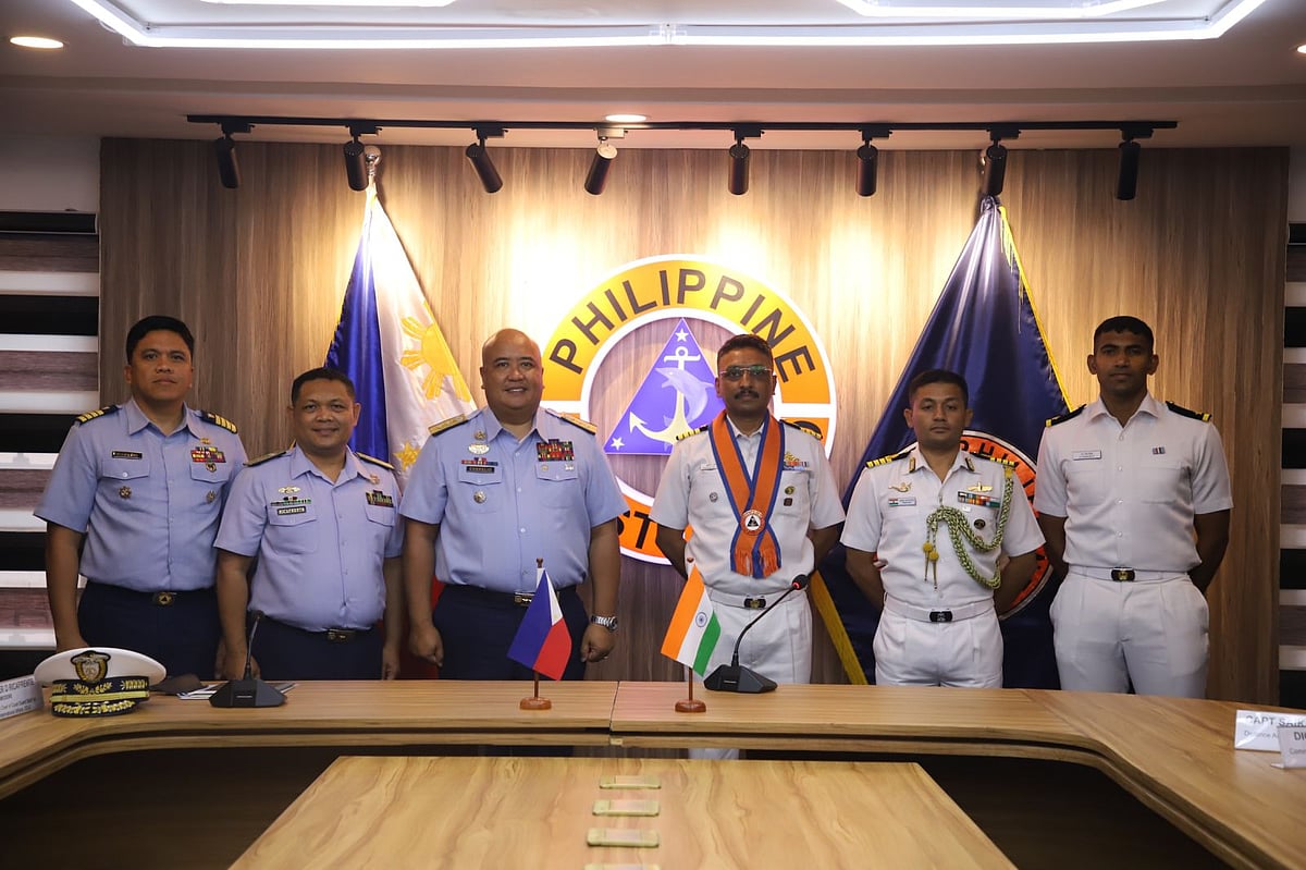 Indian, Phl coast guards in joint pollution drills