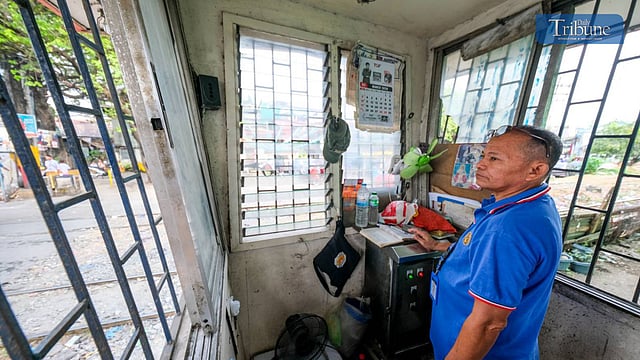 A crossing keeper's life