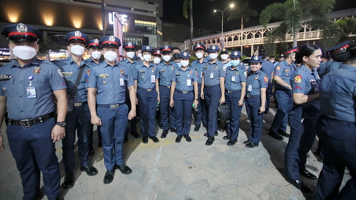 PNP deploys 1,000 cops in Central Luzon for SumVac 2024