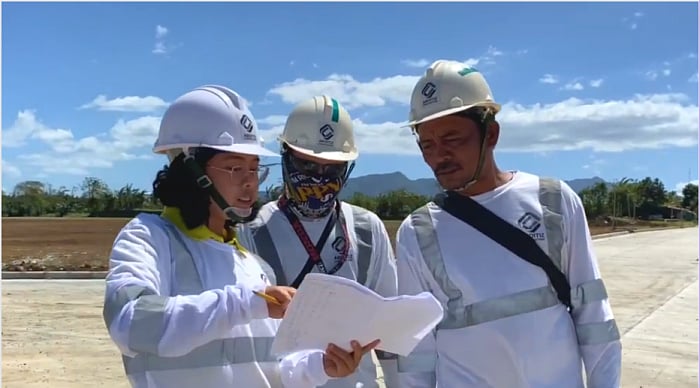 Women construct better world