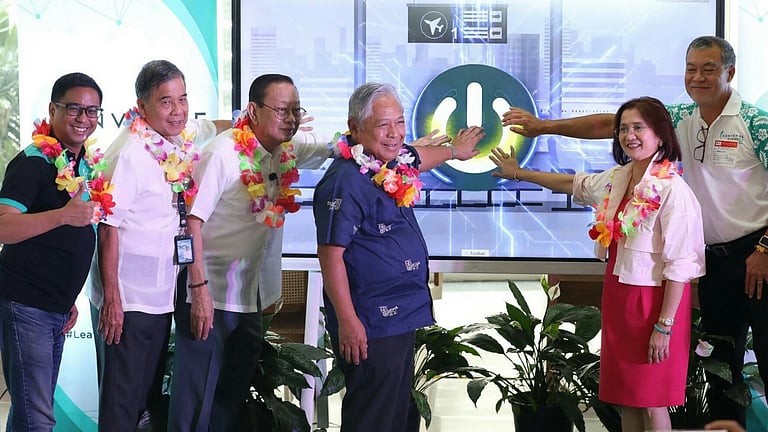 Converge launches free pure fiber WiFi at NAIA
