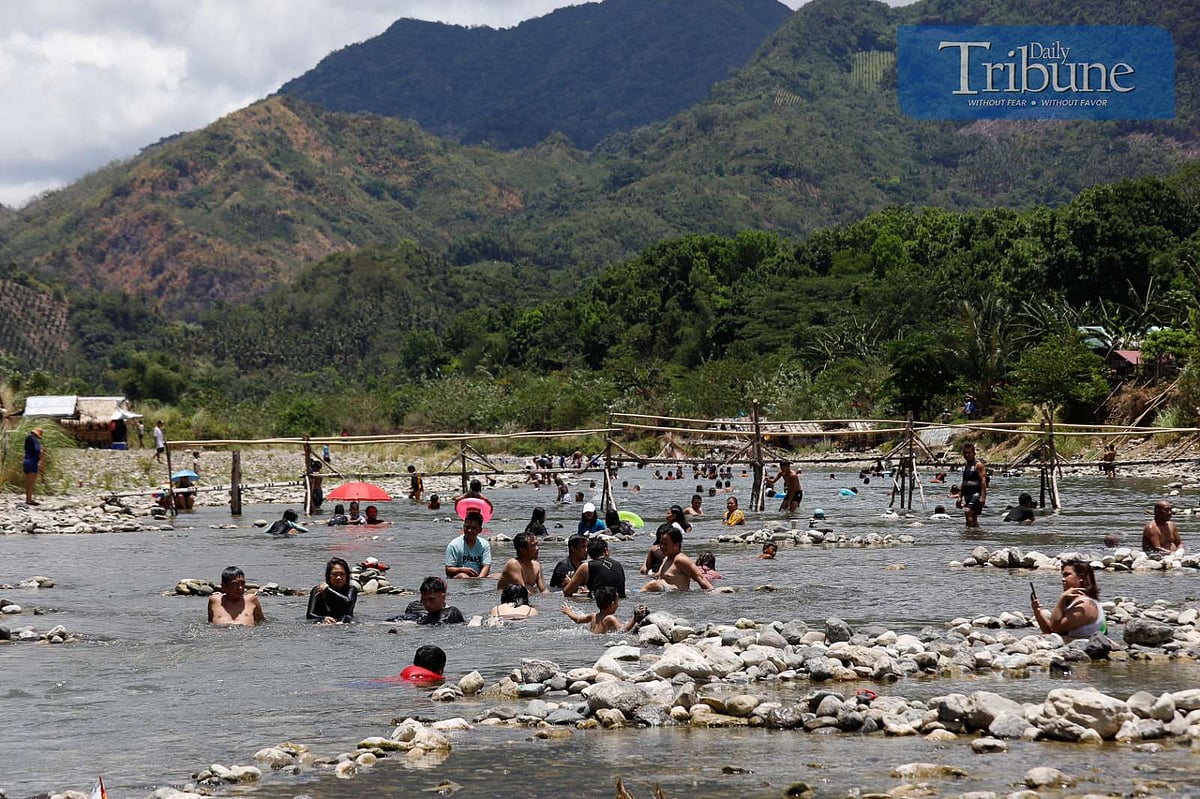 DIVE INTO REFRESHING RIVER OASIS