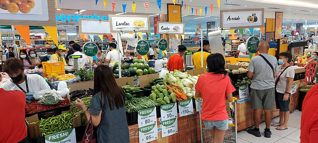 Extensive SM chain helps market goods