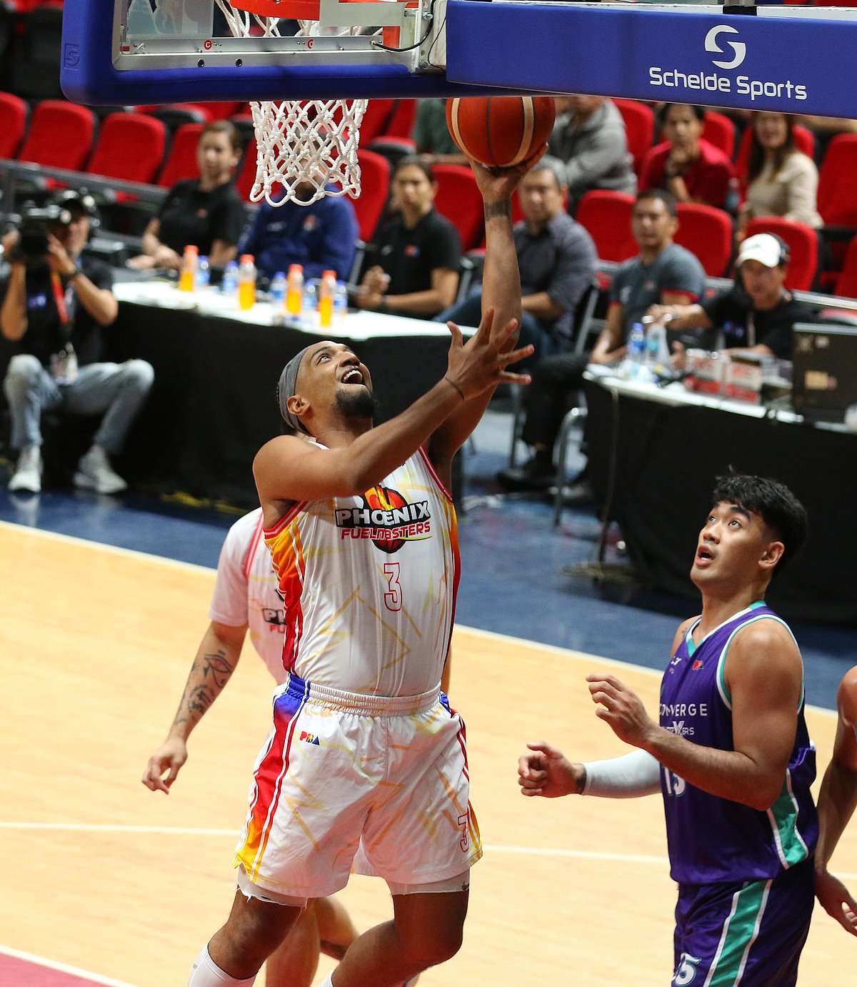 Perkins fuels Phoenix win