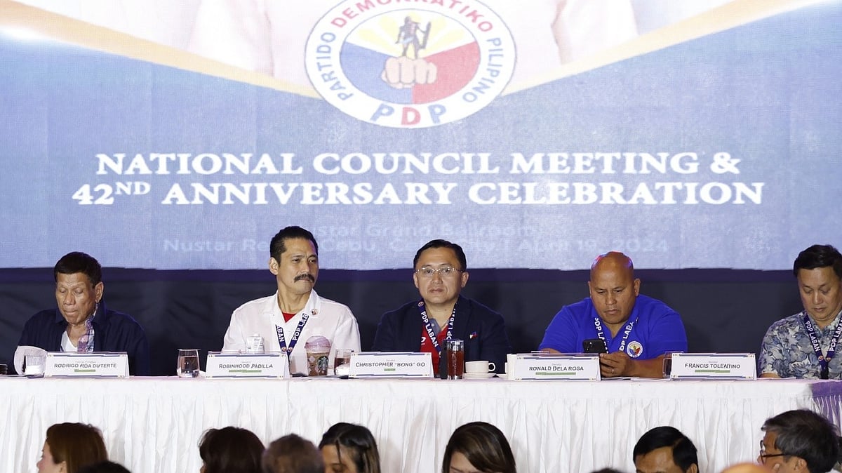 Bong Go reaffirms commitment to public service at PDP’s 42nd ...