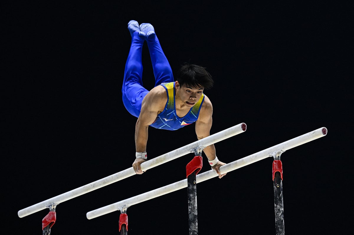 Yulo enters vault, bars final