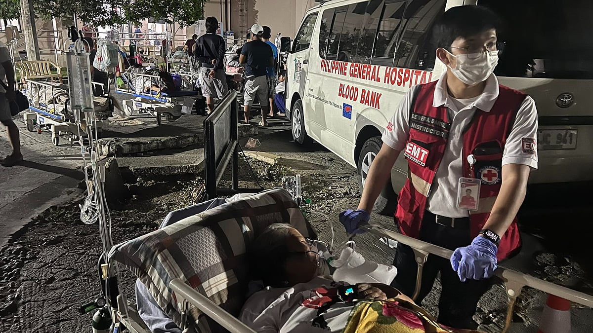 Weekend Fires Gut Manila's Hospital and Market: Blaze at Paco Market ...