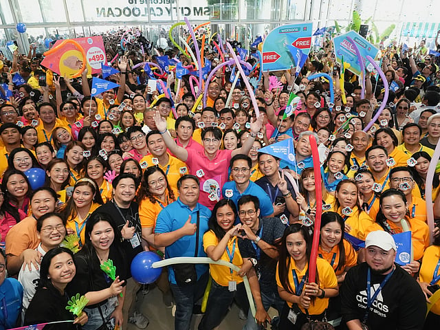 SM City Caloocan, your big-city mall is now open