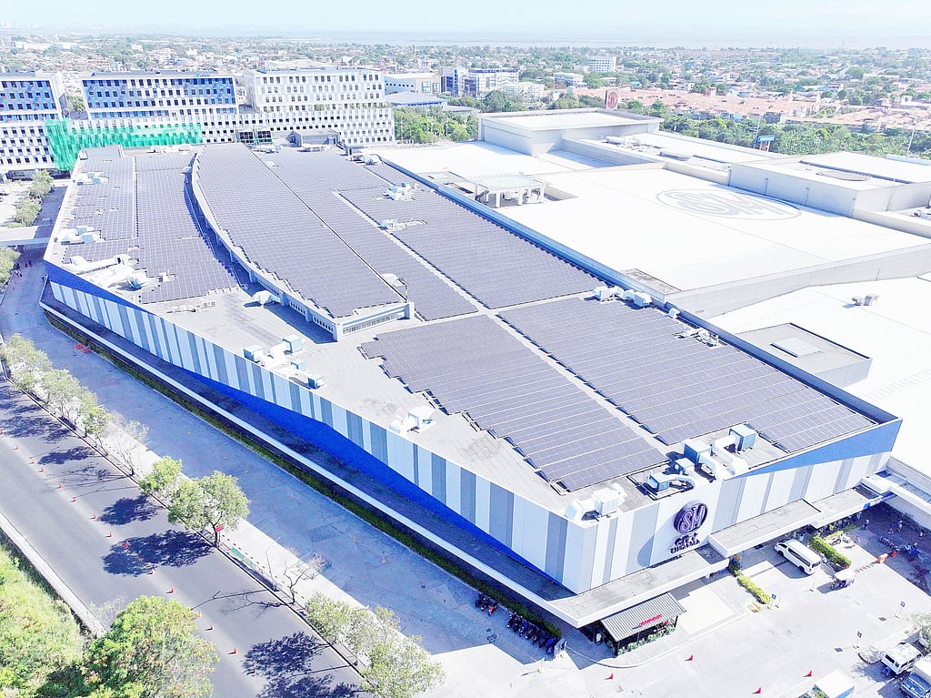 SM Supermalls unveils largest rooftop solar farm
