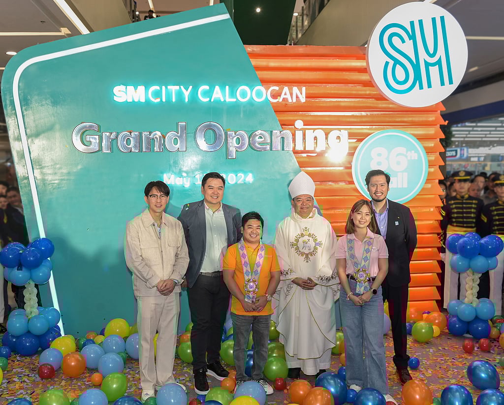SM City Caloocan, your big-city mall is now open