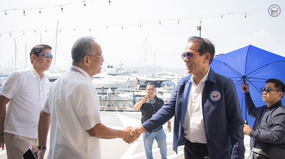 SBMA, DHSUD ink deal for employee housing