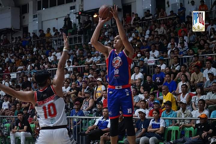 Baltazar, Pampanga dominate Valenzuela