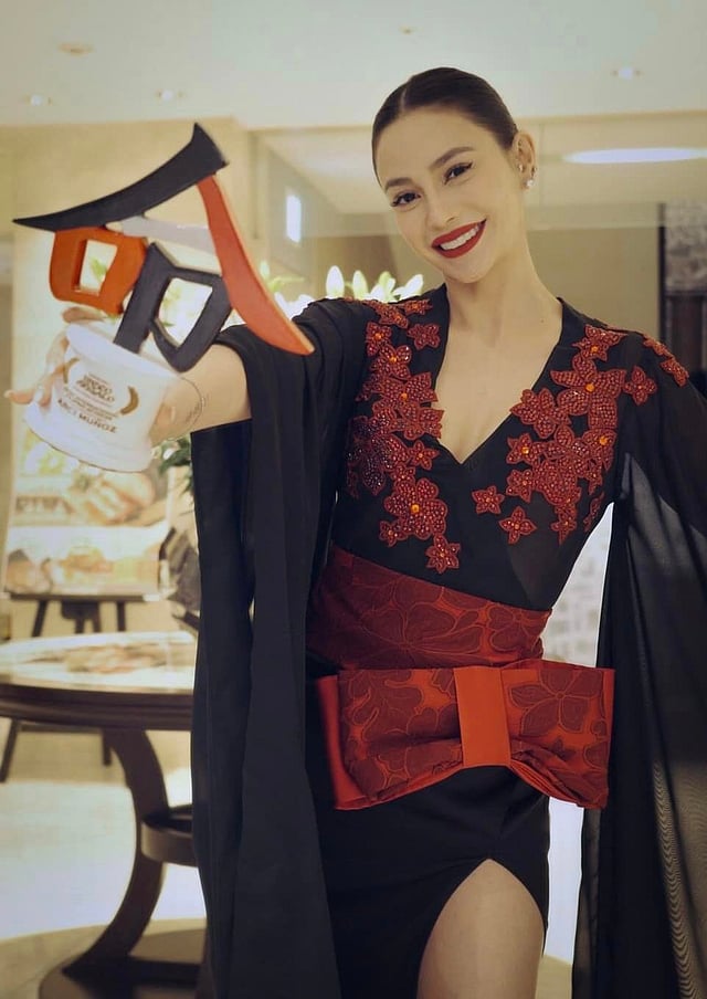 Arci Muñoz, best actress in Japan