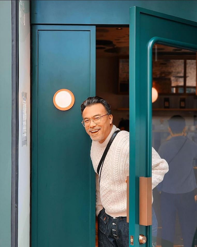 Interior designer JJ Acuña is the standard