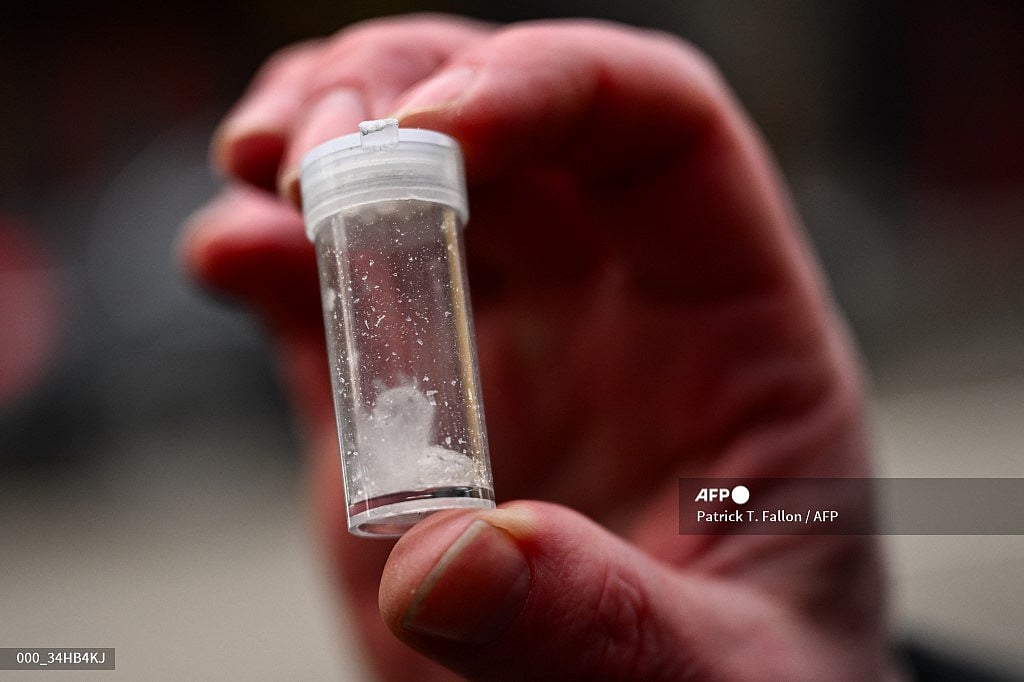 French authorities seize 'exceptional' large haul of meth