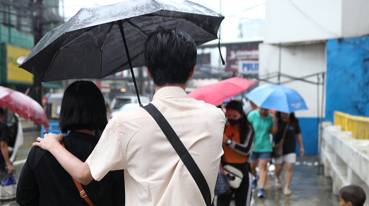 TD ‘Enteng’ strengthens over Northern Samar waters