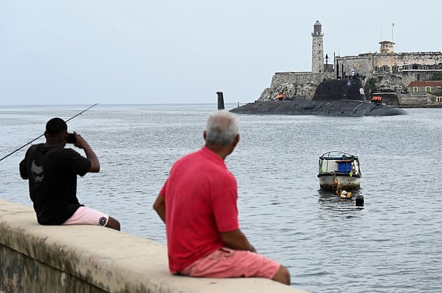 Russian nuclear-powered submarine arrives in Cuba