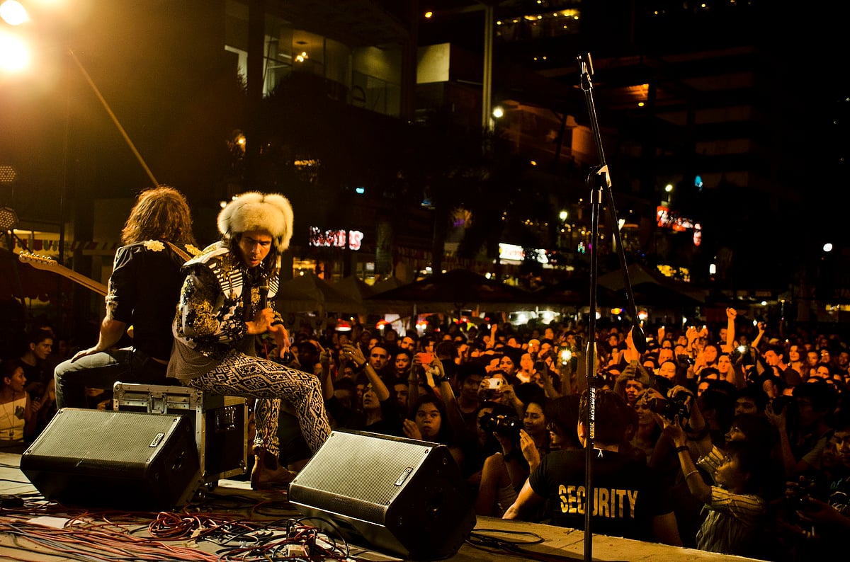 Revel in Fete 30 weekends