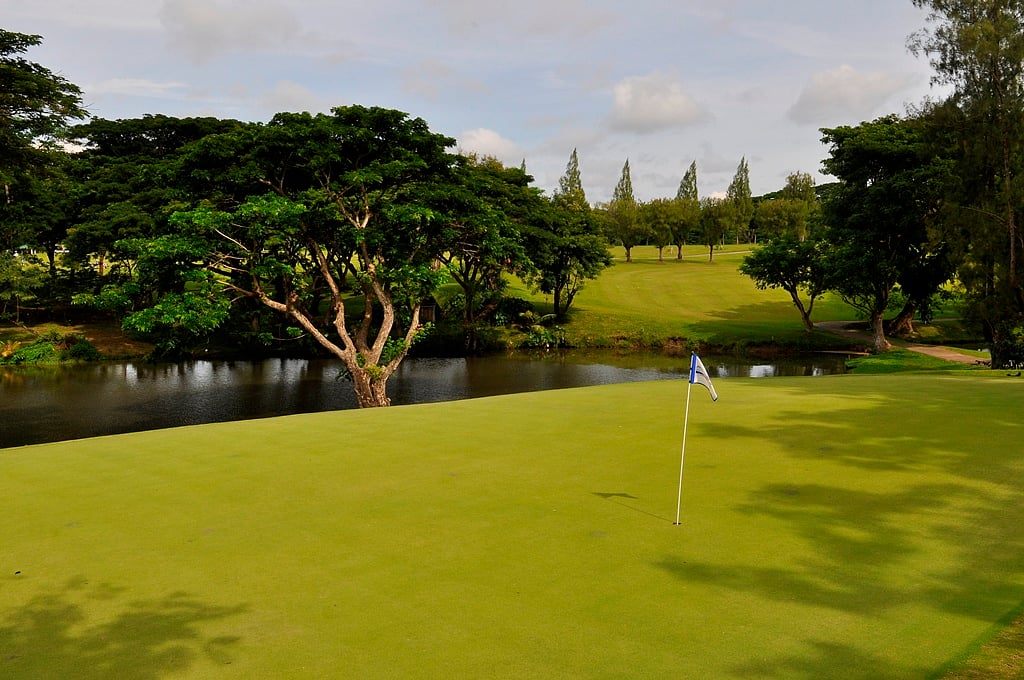 Rising stars test country’s oldest course