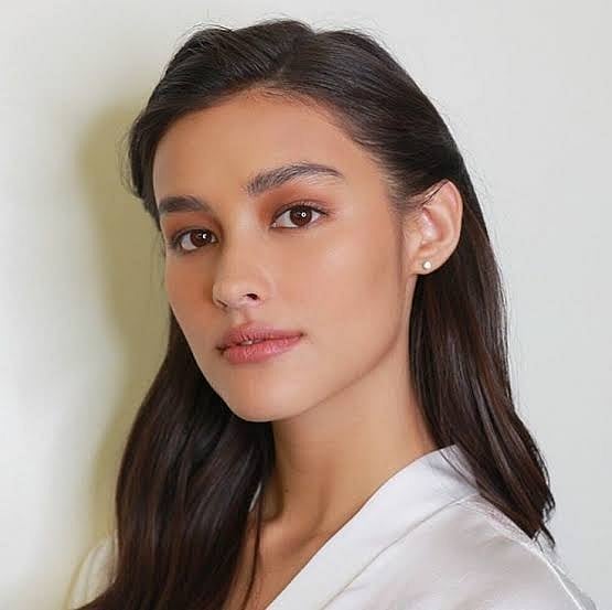 Ogie Diaz counters Liza Soberano’s rant on her career