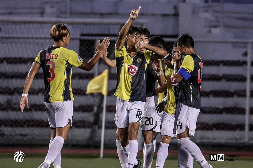Gayoso gifts Kaya second PFL title