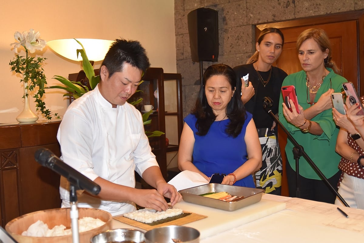 Japanese chef ends Manila stint, leaves ‘fusion’ dish