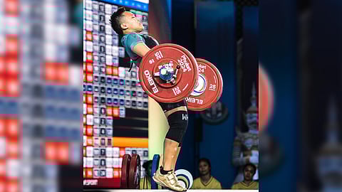 HEAVY LIFTING: Phl weightlifter moves camp to Germany