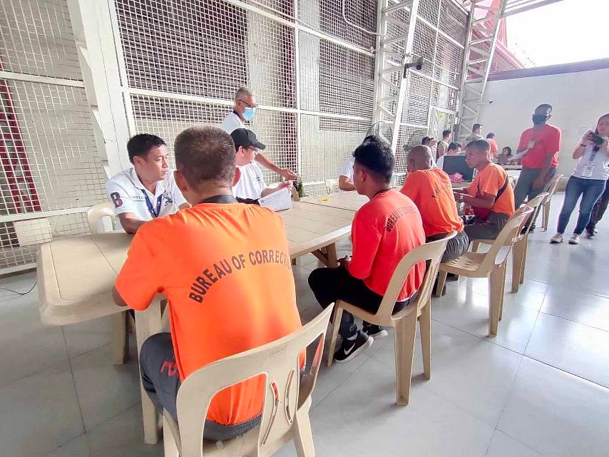 Comelec holds voter registration for PDLs