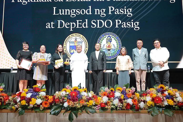 158 teachers complete UST’s Science teaching certificate program