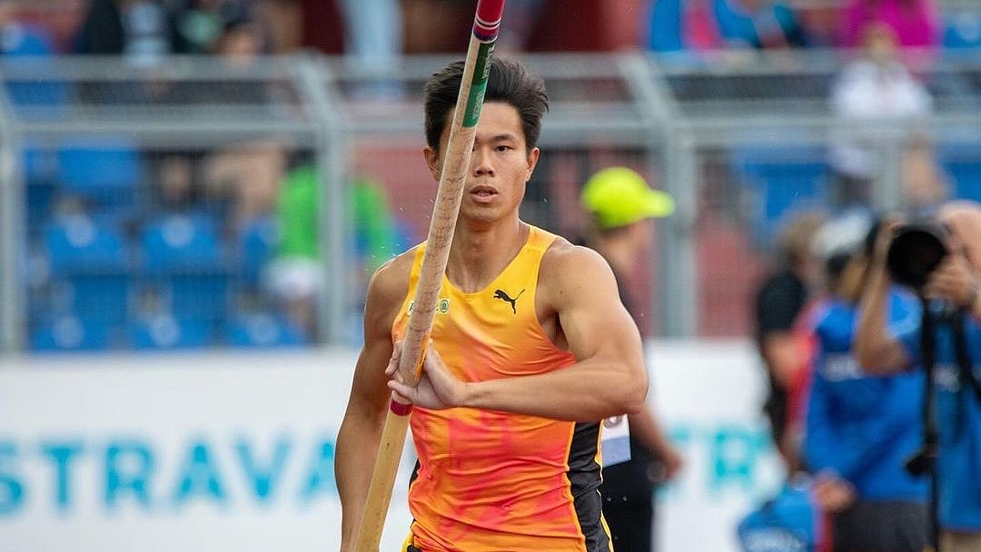 Obiena reaches podium in Switzerland