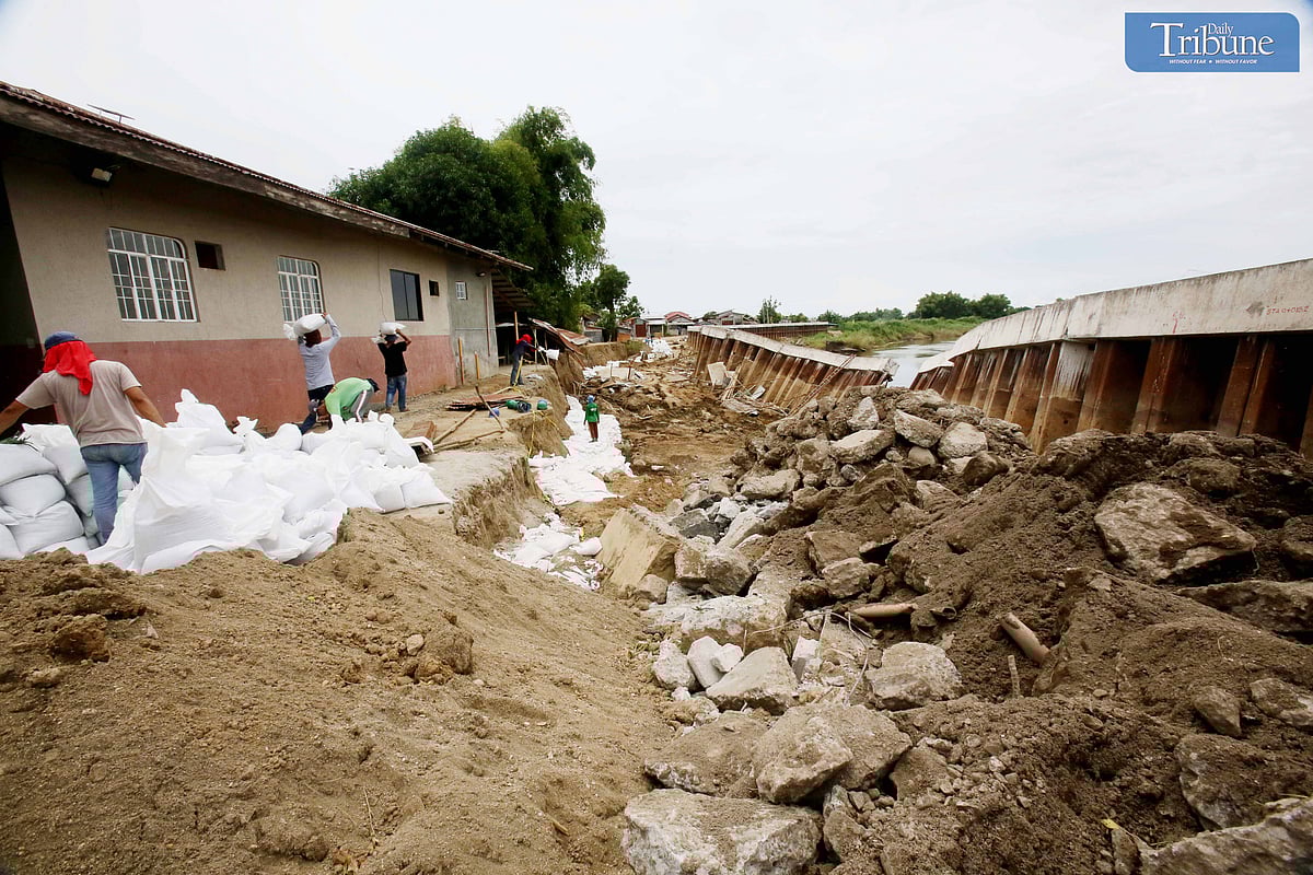 Candating flood control project collapses despite P295M in funding