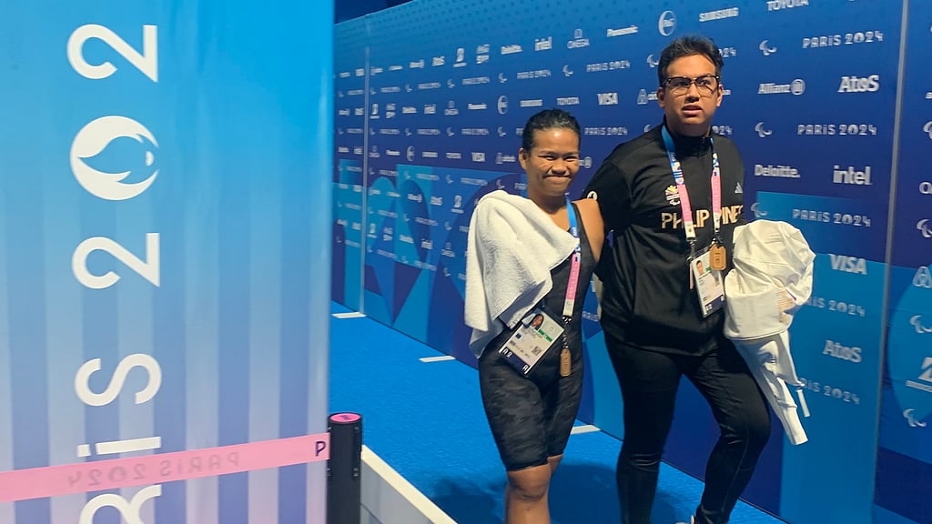 Otom keeps rolling, makes final round