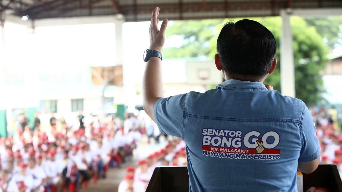 Bong Go supports turnover of Super Health Center in Pitogo