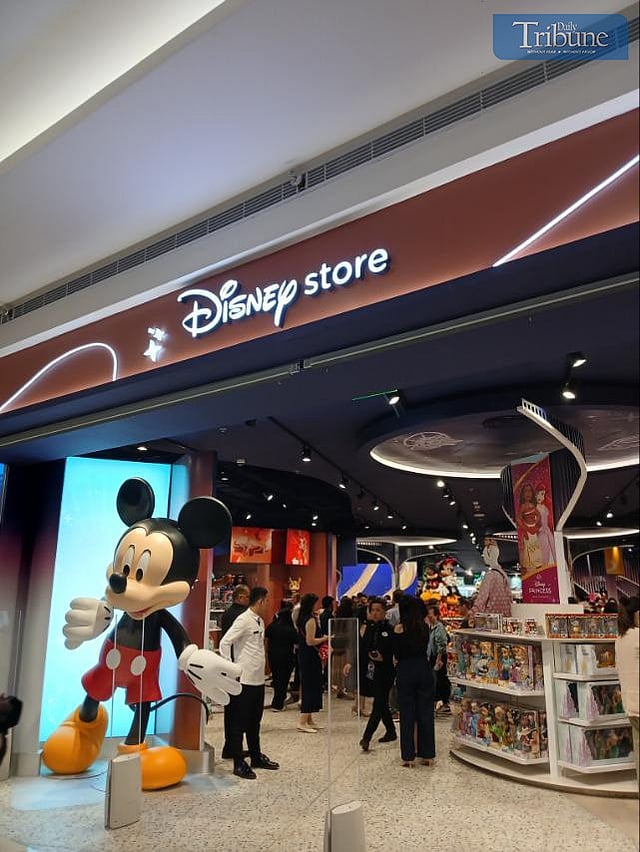 DISNEY STORE IS FINALLY HERE AT MALL OF ASIA