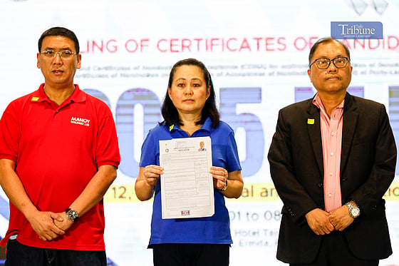 DOC WILLIE ONG FILES COC THRU WIFE